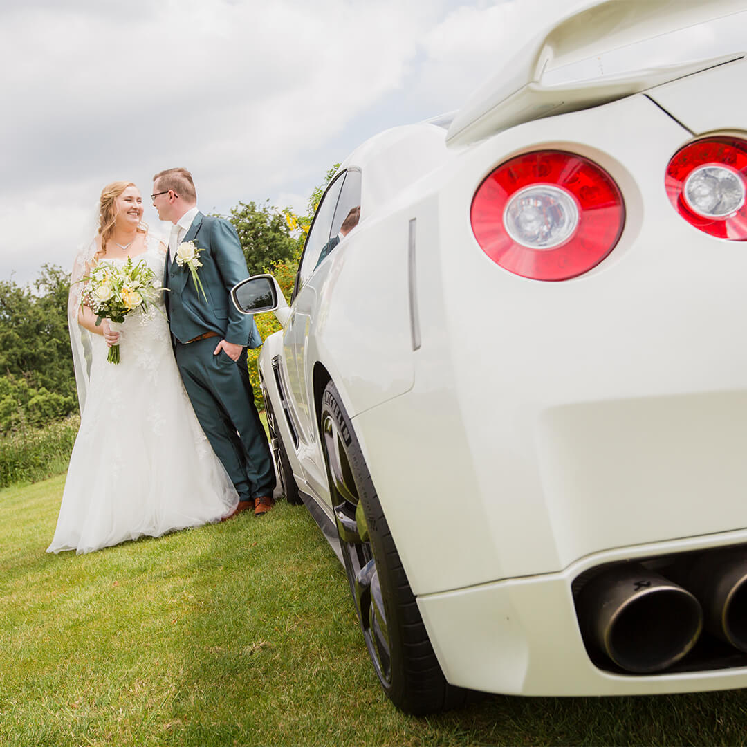 Trouwauto Huren? | Stap in een GT-R: Sportief en Elegant!